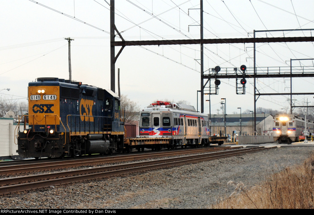 C964-04 brings an elephant style GP40-2 and a brand new Silverliner V